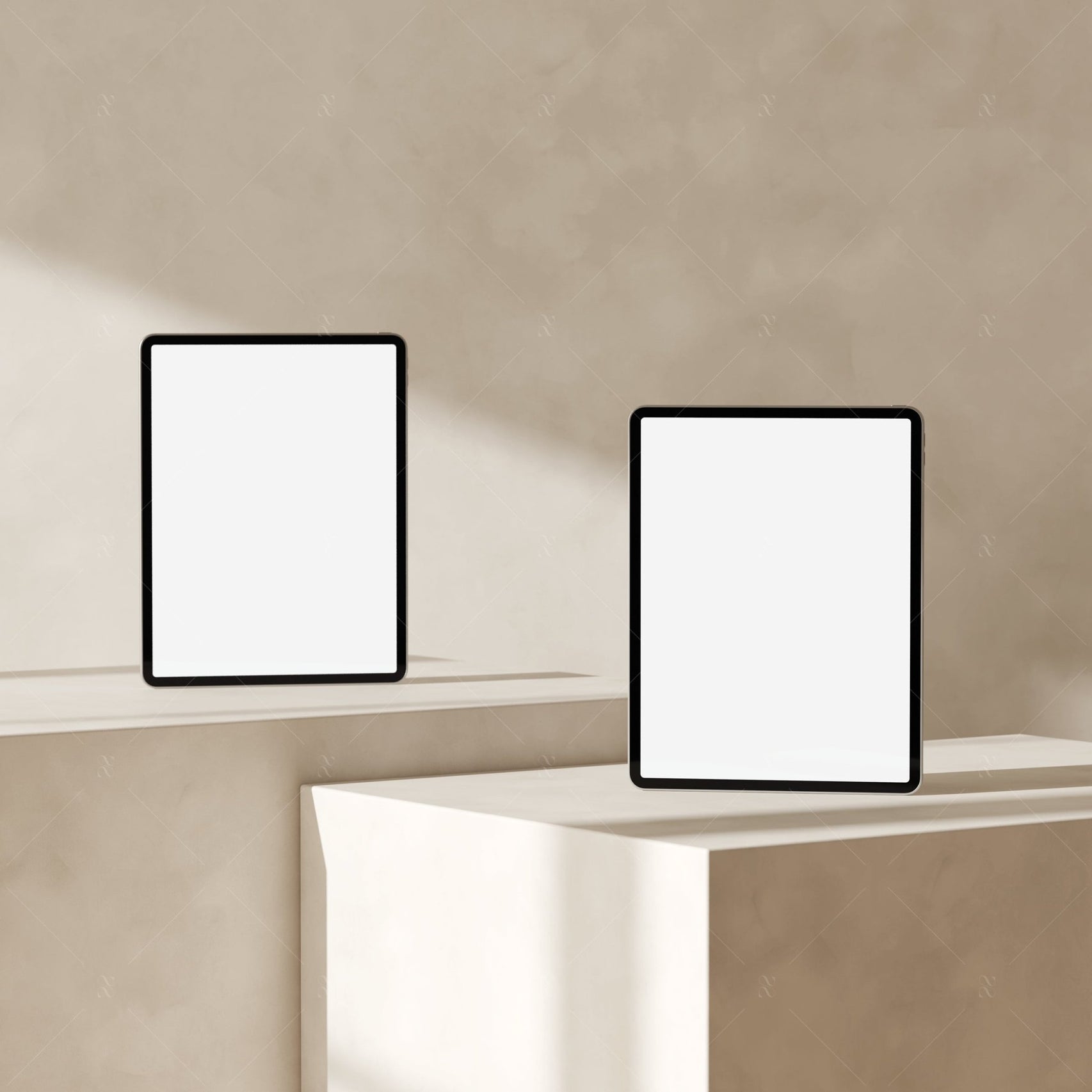 Tablet-007 | Mock-up | Studio Standard